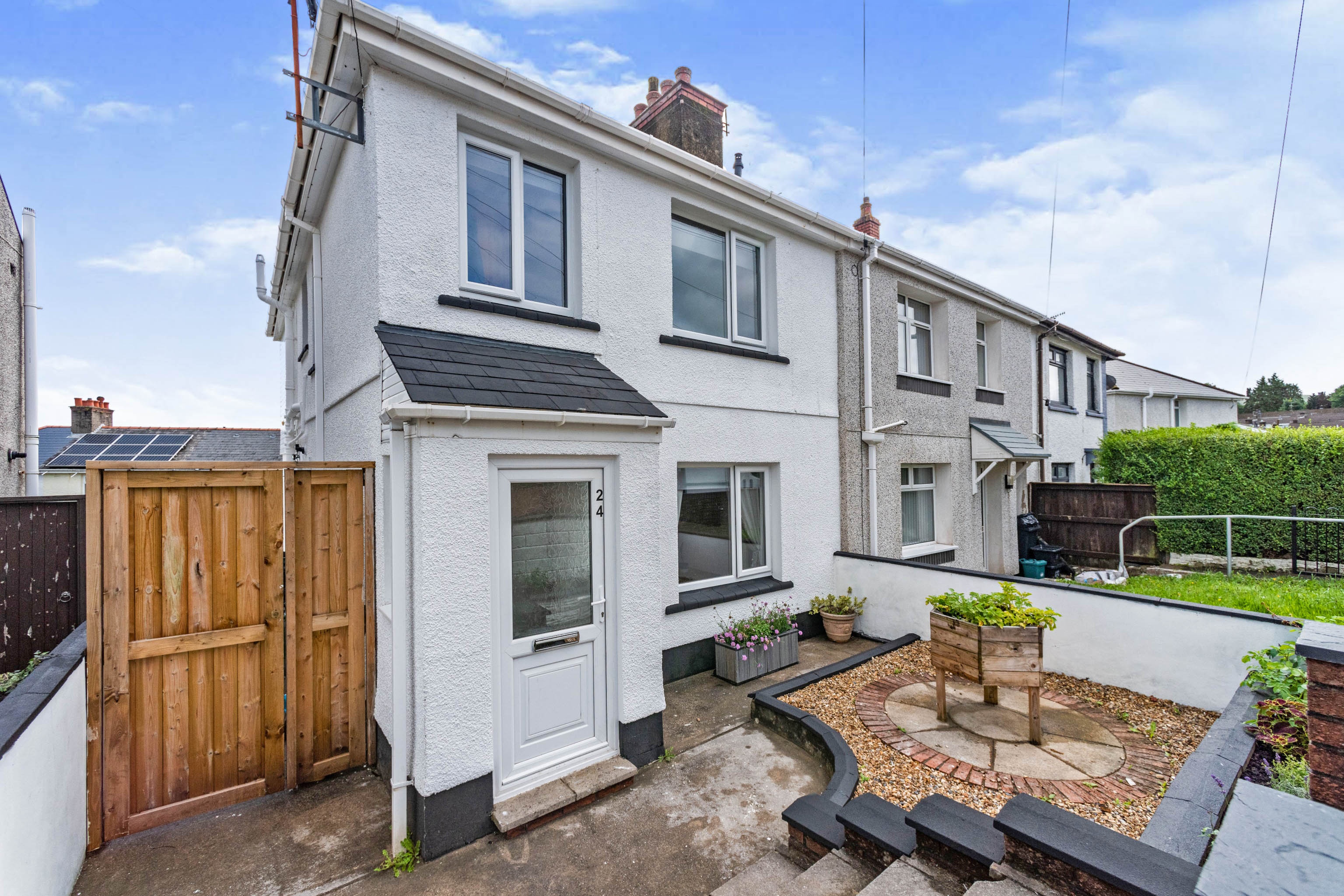 3 Bedroom Semi Detached House For Sale In Chamberlain Road Neath Sa11 2bg