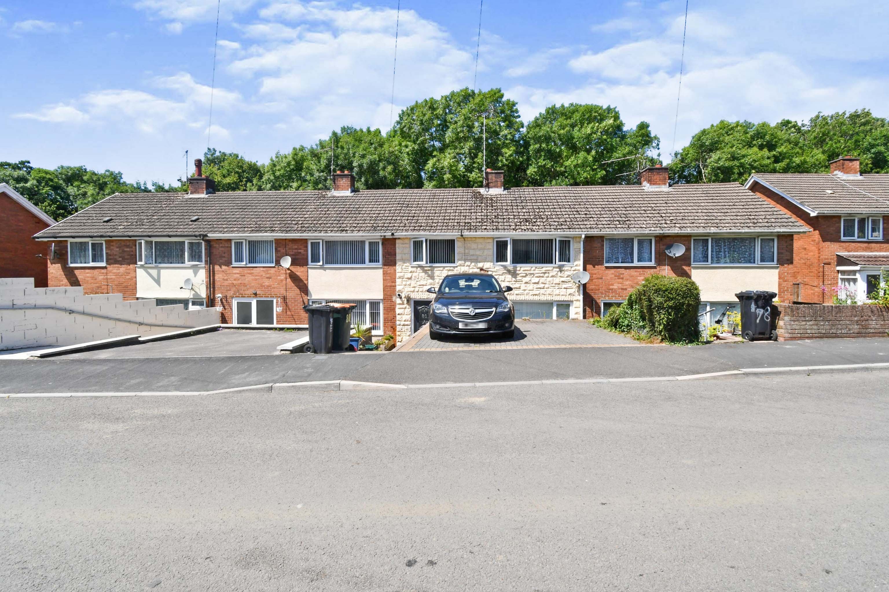 3 bedroom terraced house for sale in Birch Grove, Newport, NP18 2JB