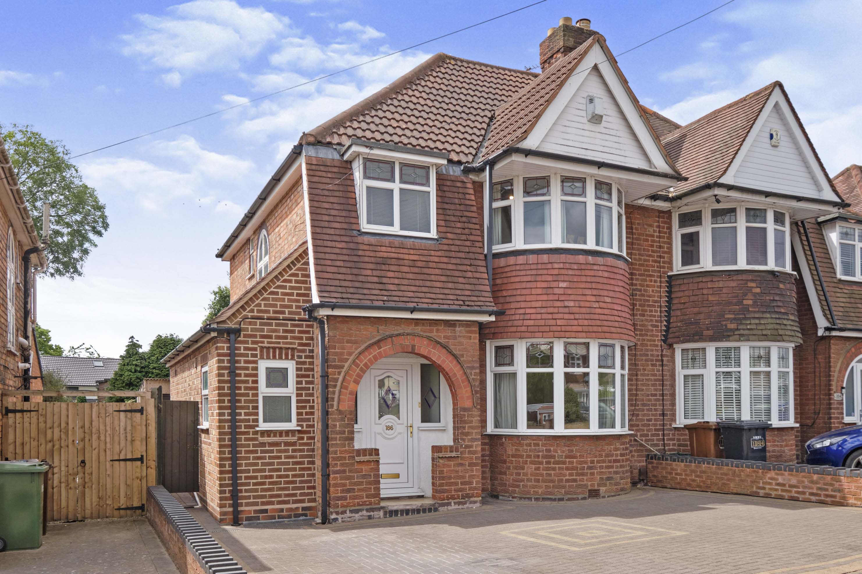 3 Bedroom Semi Detached House For Sale In Chester Road Birmingham B36 0je