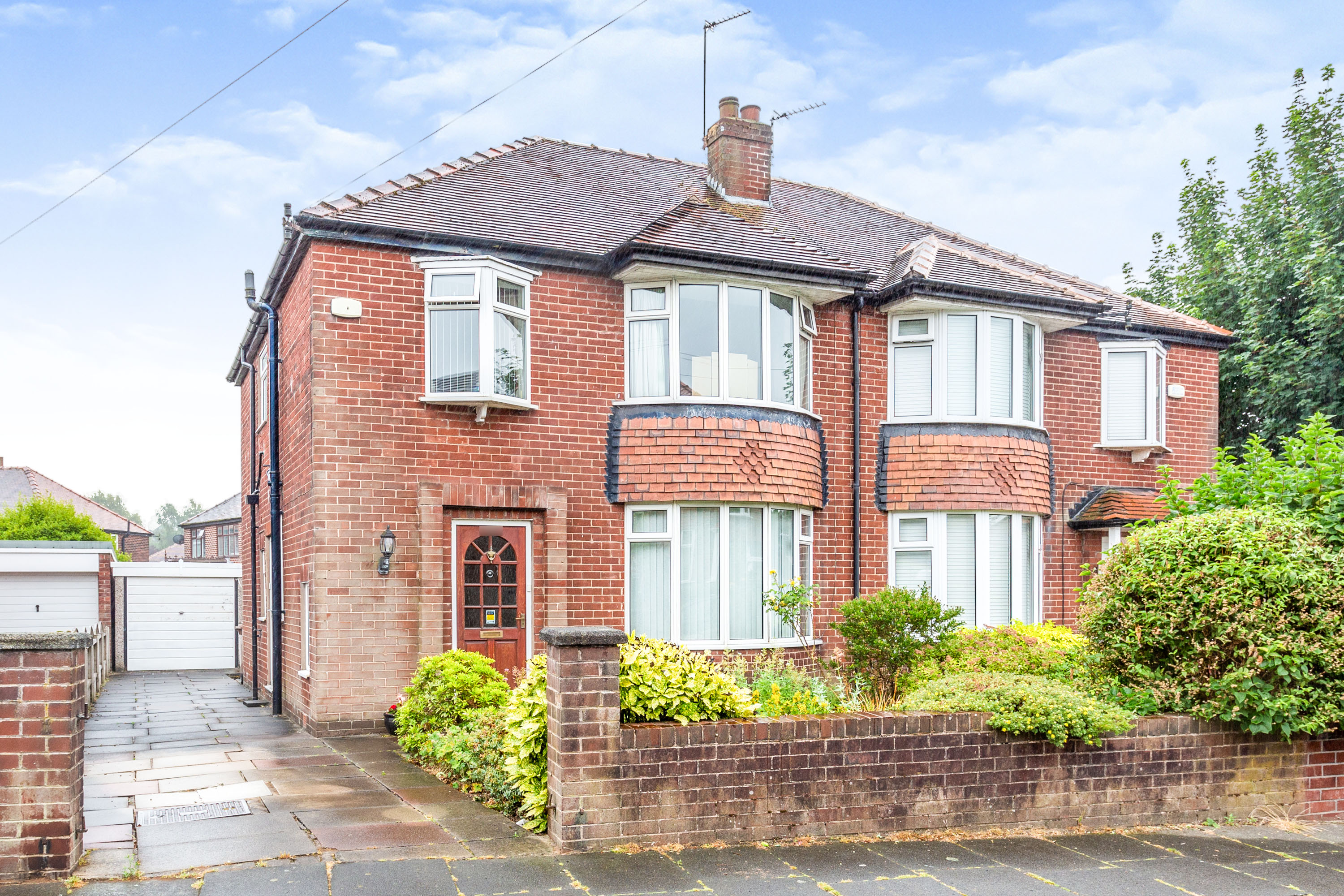 3 bedroom semi-detached house for sale in Manor Road, Manchester, M24 1LJ