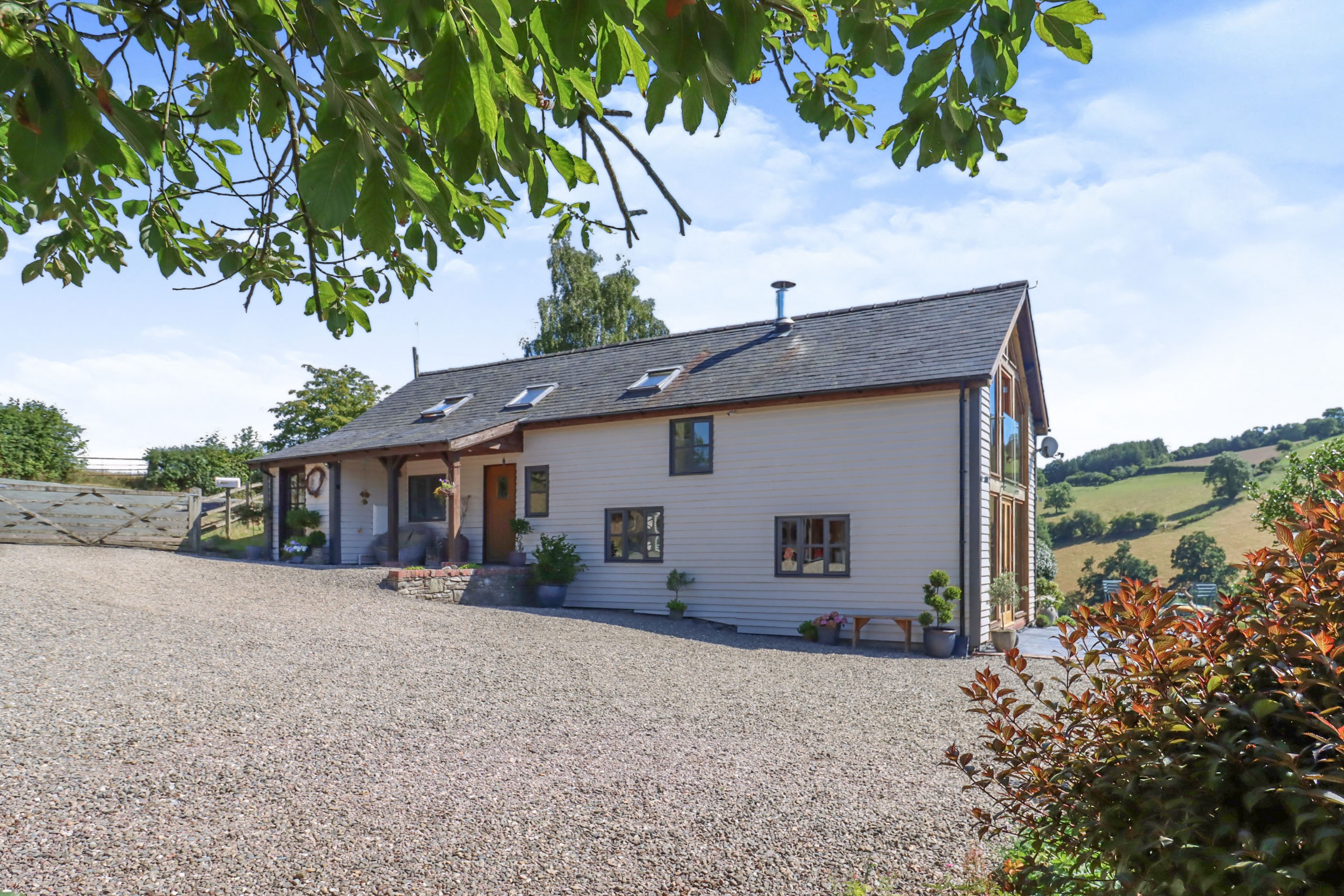3 bedroom barn conversion for sale in Kerry, Newtown, SY16 4DW