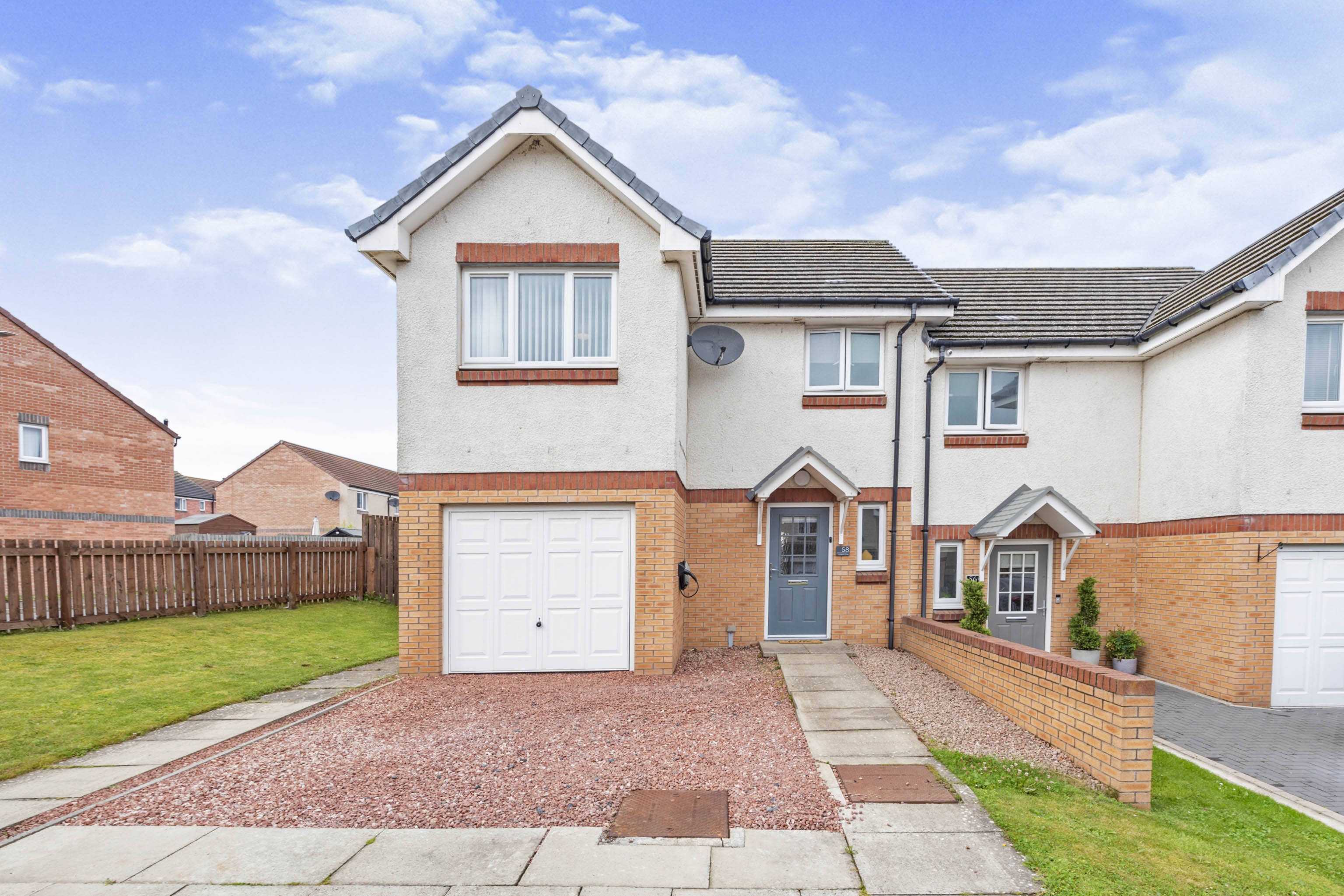 3 bedroom semi-detached house for sale in Limepark Crescent, Kelty, KY4 0FH