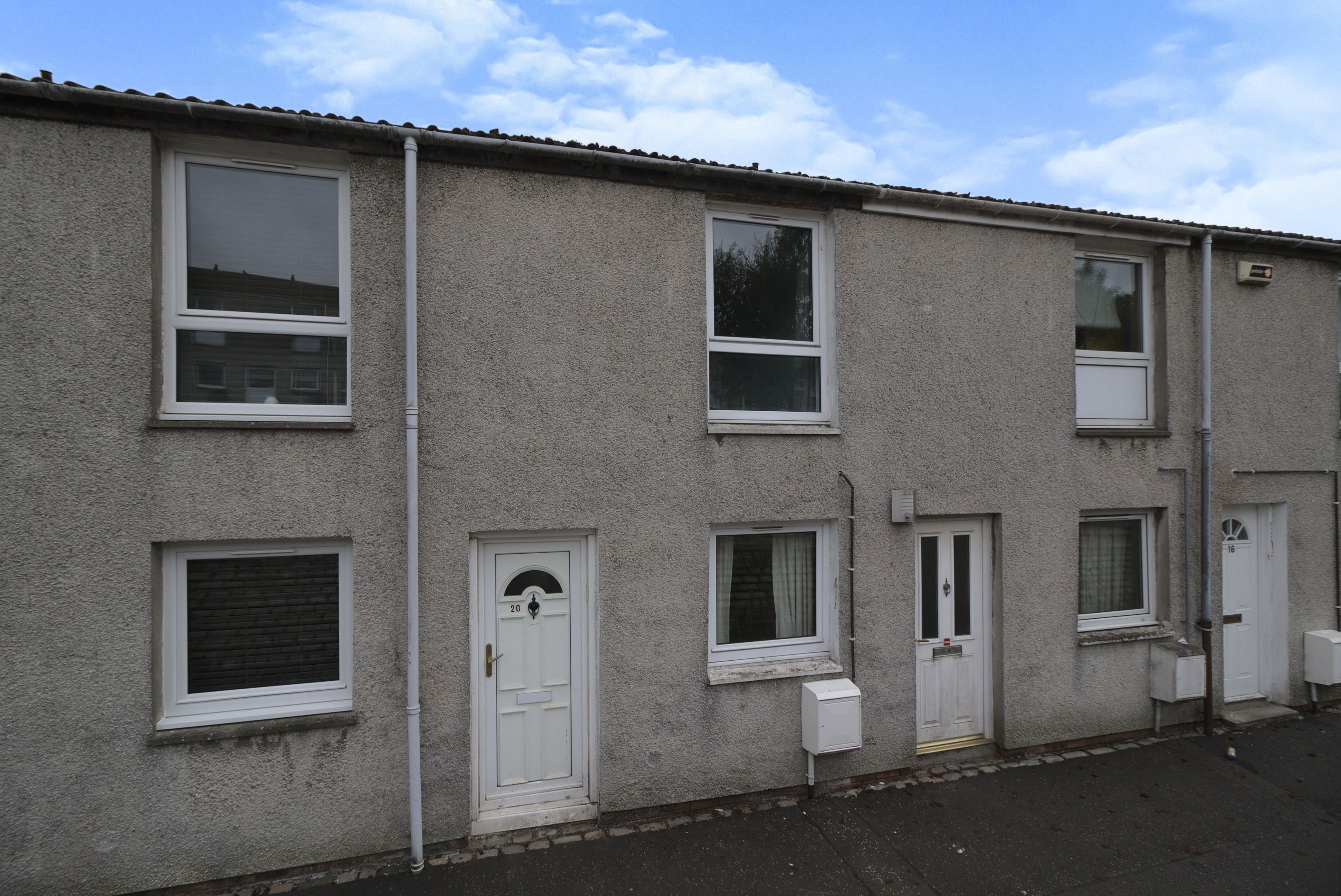 3 bedroom terraced house for sale in Greenrigg Road, Glasgow, G67 2PR