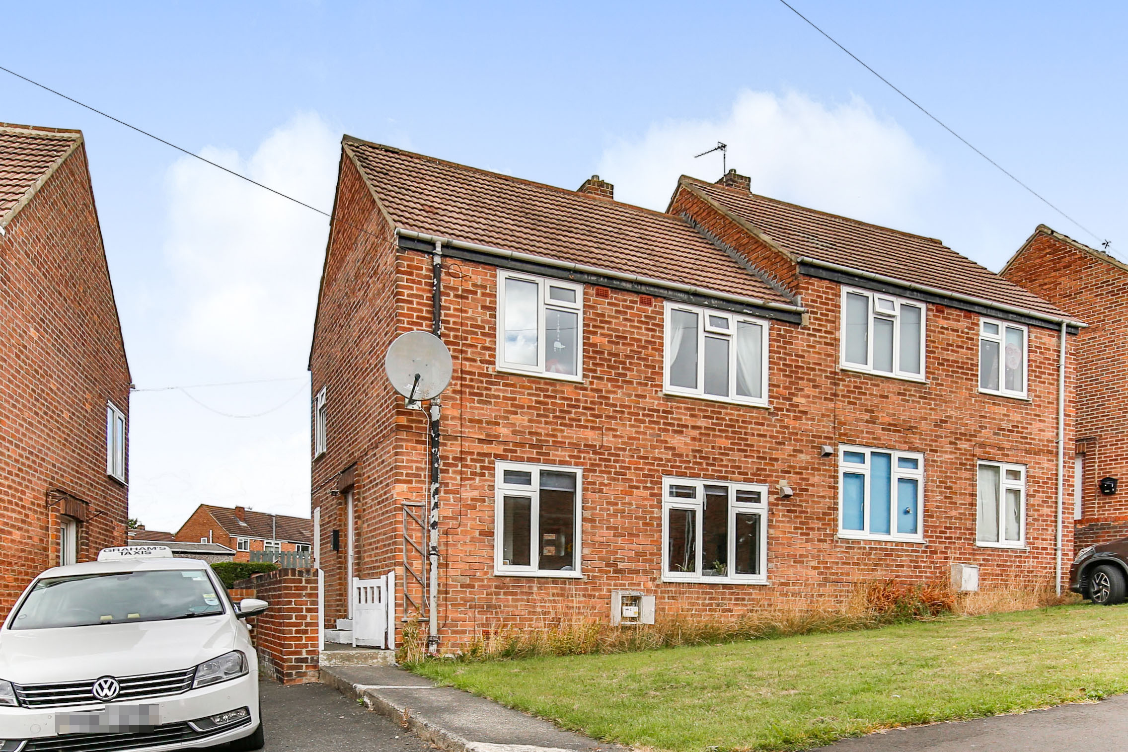 2 bedroom semi-detached house for sale in Oak Lea, Durham, DH7 6RW