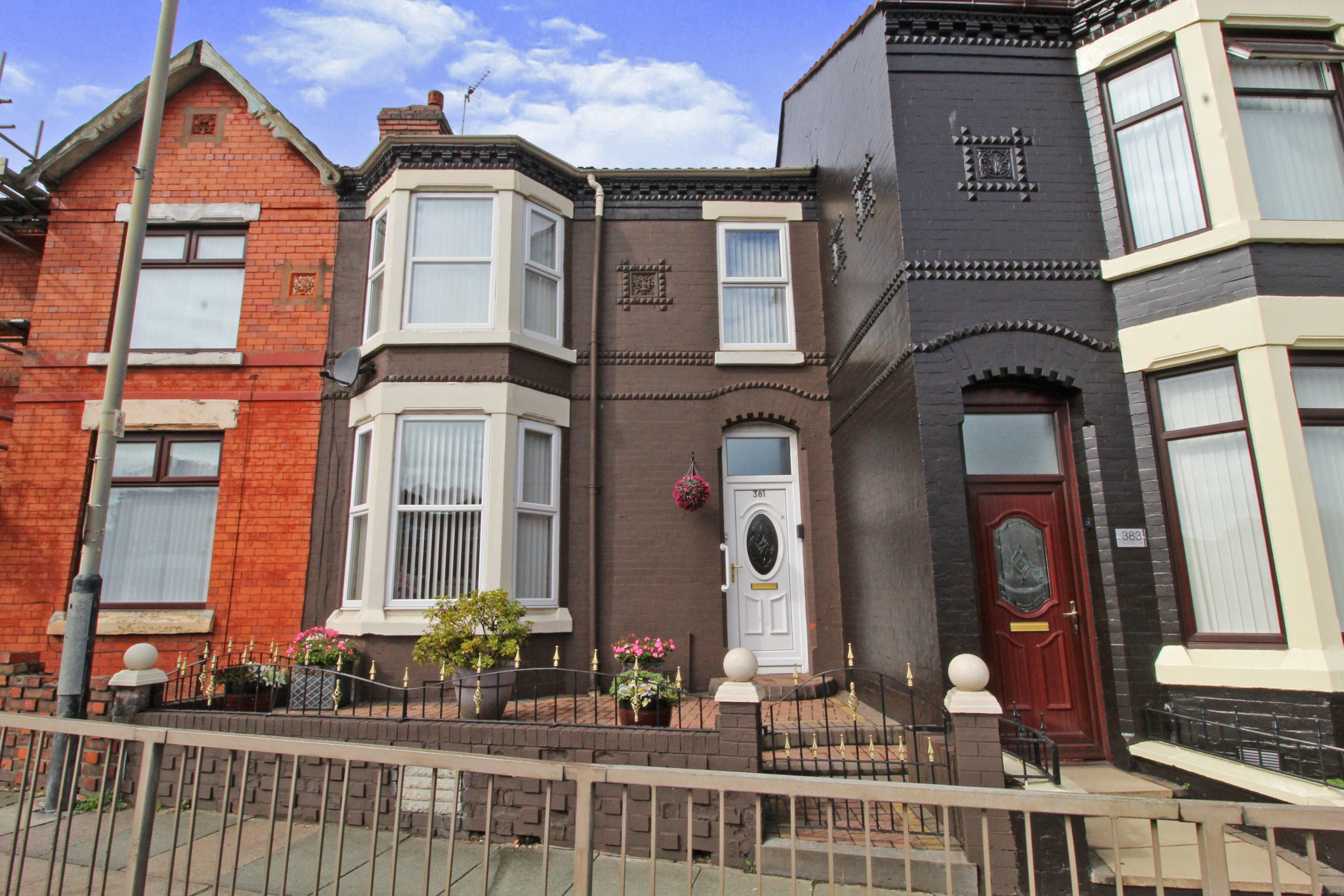 3 bedroom terraced house for sale in Walton Lane, Liverpool, L4 5RL