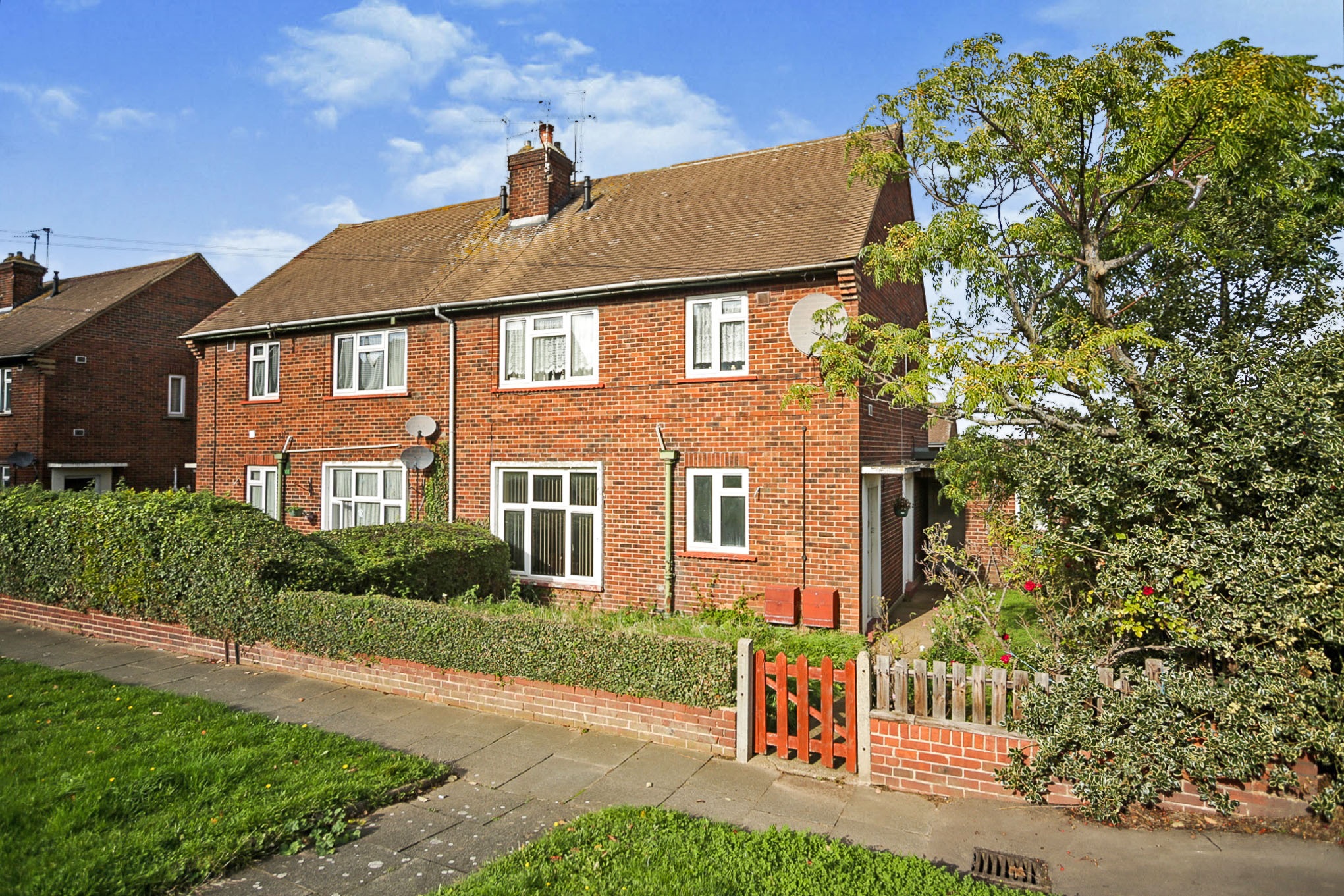 1 bedroom ground floor maisonette for sale in Nightingale Grove ...