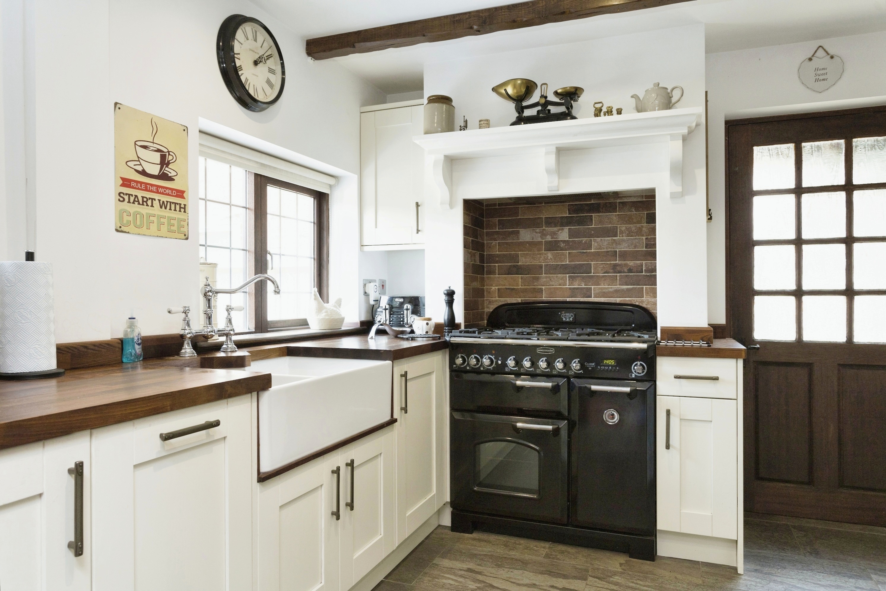 3 Houses & Flats For Sale in Crawley | Purplebricks