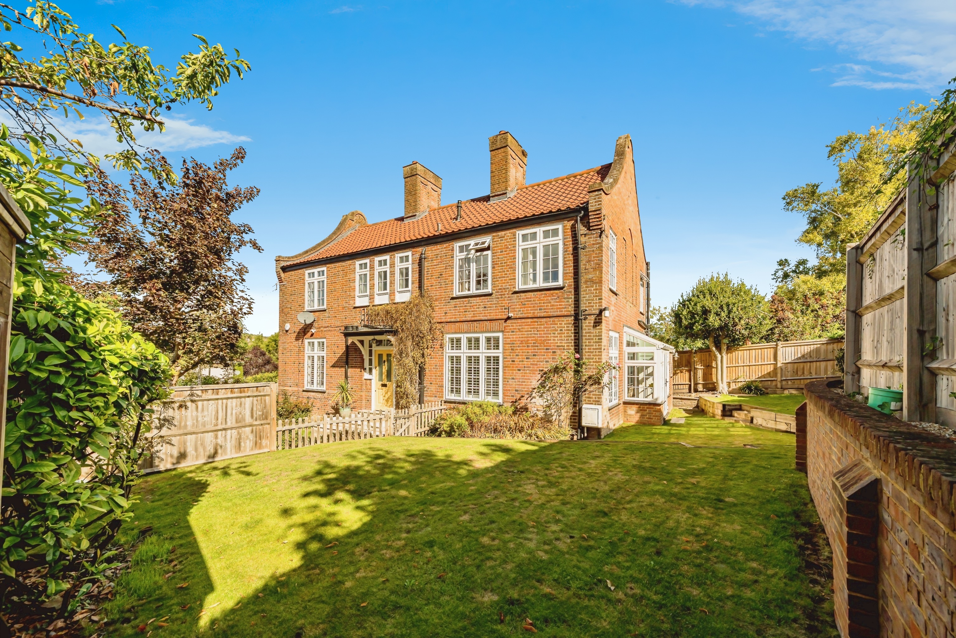 2 Houses & Flats For Sale in High Wycombe | Purplebricks